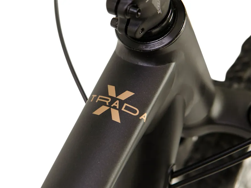 2020 Raleigh Strada X 650b Hybrid Bike in Yellow